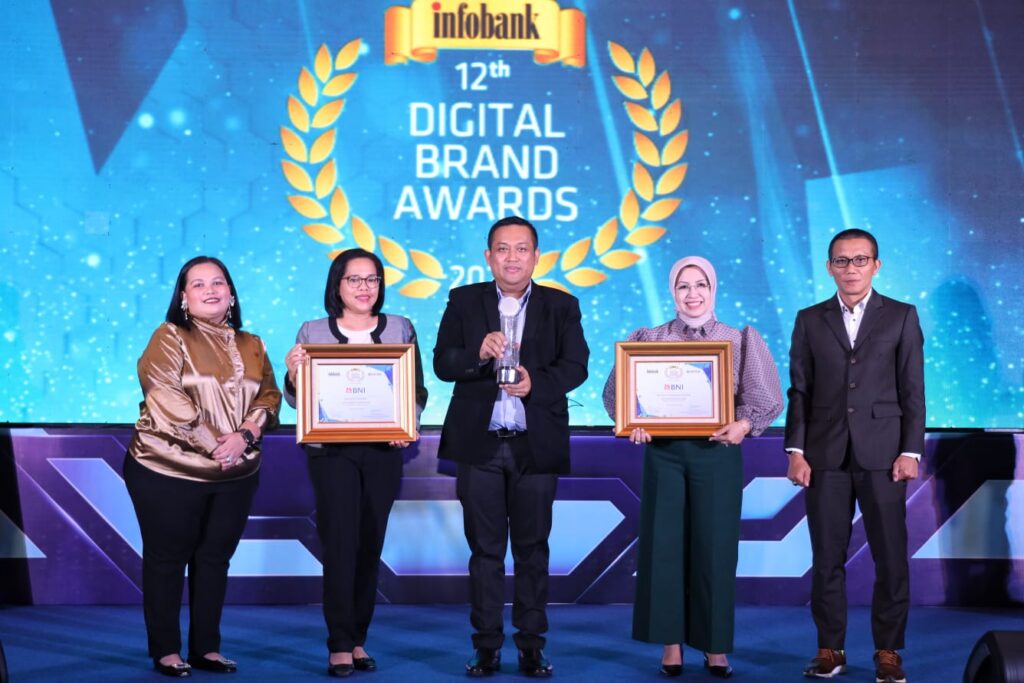 BNI Raih 3 Penghargaan Digital CX Awards 2025 - SHIFTORBIT